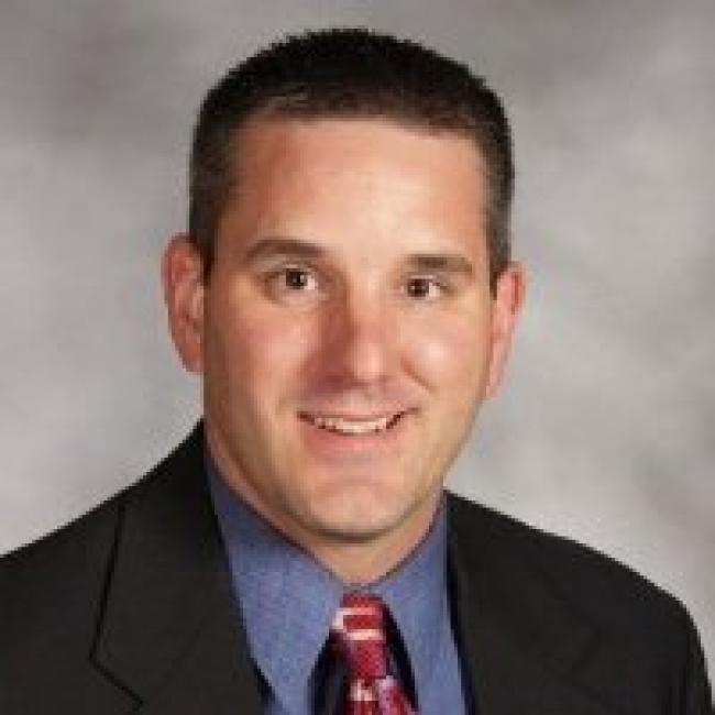 Polyak '99 loves his job as superintendent | Augustana College